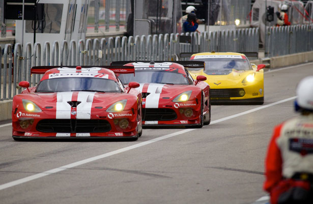 VIDEO: SRT Viper Doubles Down GTLM Title Hopes – Sportscar365